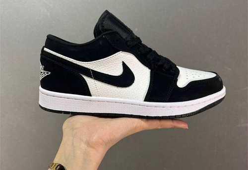 Nike air jordan 1 low black white черные