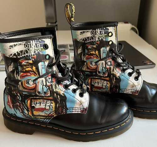 Dr martens basquiat