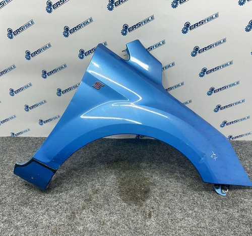 Крыло переднее правое Ford Focus 2 2007-2011