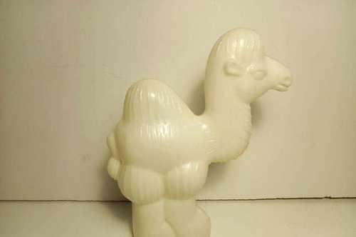Игрушка СССР верблюд пластмасса
