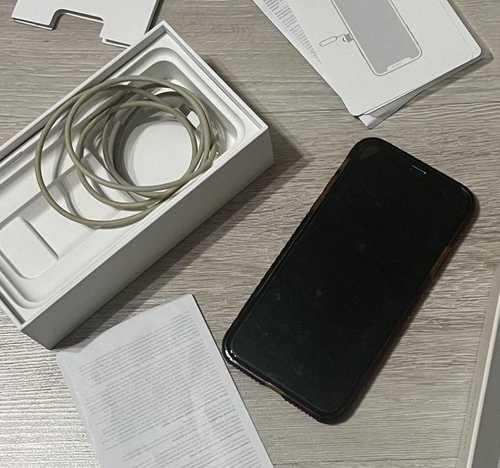 iPhone X, 256 ГБ