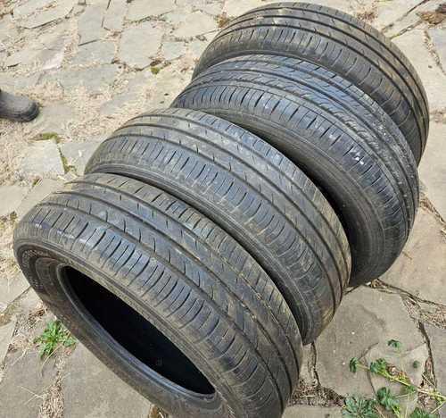 Kumho Ecowing ES31 15/10.5 R15 27