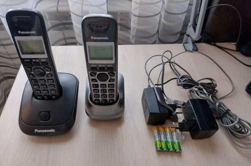 Радиотелефон Panasonic,2 трубки,KX-TG2511+pnlc1010
