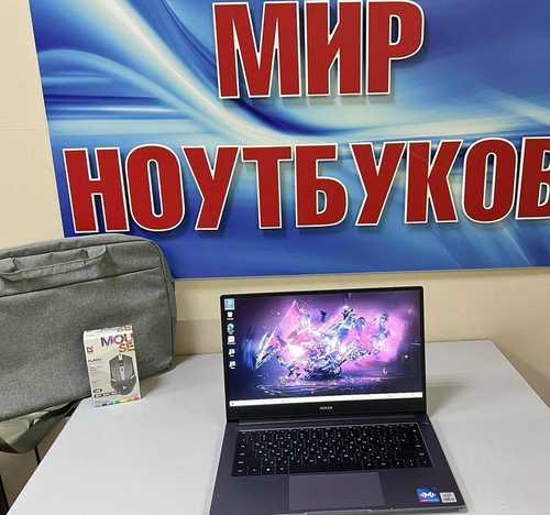 Ультрабук Honor Full IPS, i3 4 ядра,гарантия, расс