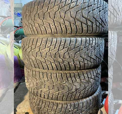 Hankook Winter I'Pike RS2 W429 215/65 R16 и 215/65 R16 102