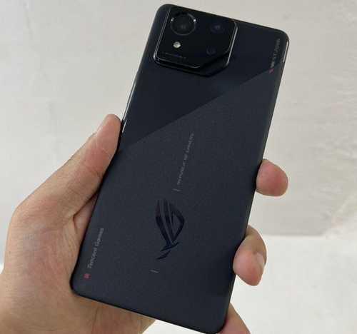 ASUS ROG Phone 8, 12/256 ГБ