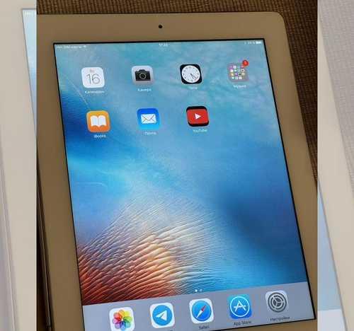 Apple iPad New 3 (32 Гб, Wi-Fi   Cellular)