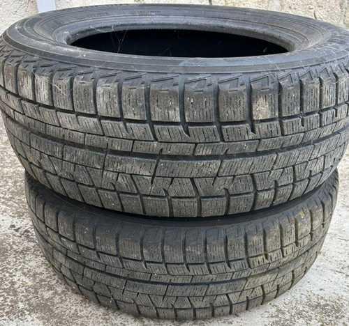 Yokohama Ice Guard IG50  215/60 R16