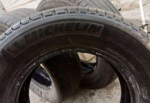 Michelin 4X4 A/T 215/70 R16