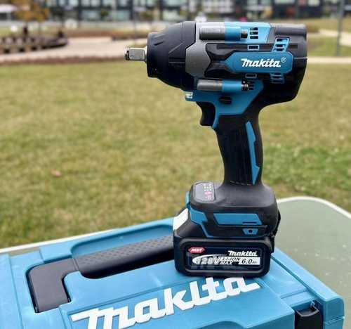 Гайковерт аккумуляторный Makita