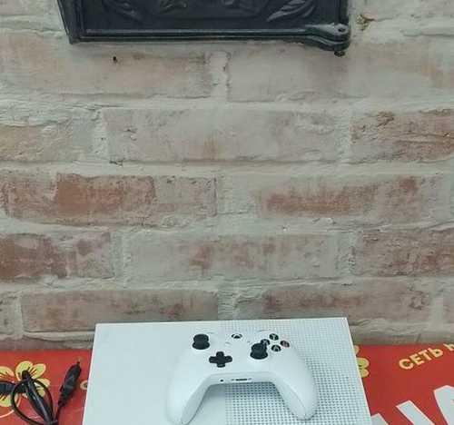 Игровая приставка xbox one s Sony 1 tb