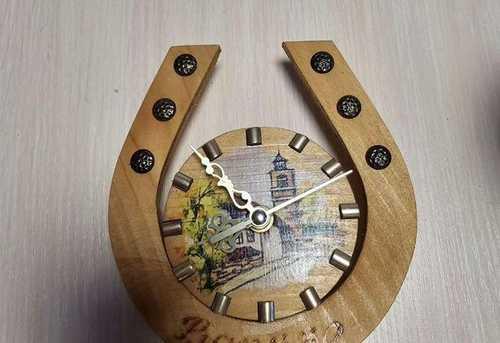 Часы сувенир из Болгарии. Банско Подкова