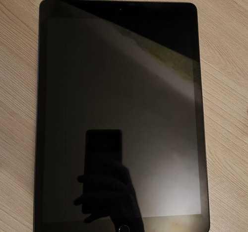 Apple iPad 7 Wi-Fi 32 gb (A2197)