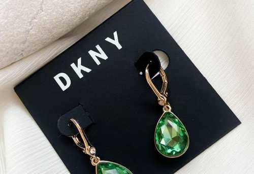 Новые серьги Dkny зеленые кристаллы
