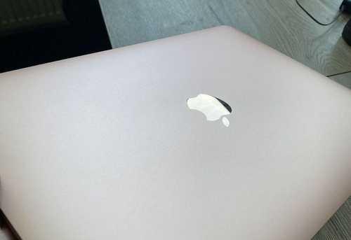 Macbook Air 13 2020 i3