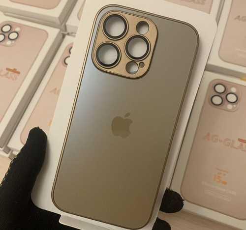 Чехол на iPhone 15 Pro золотой Desert Titanium