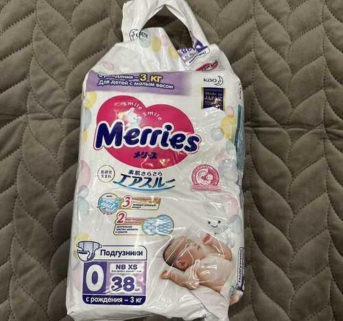 Подгузники merries xs