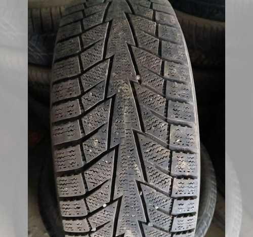 Hankook Winter I'Cept IZ2 205/65 R16 99T