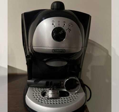 Кофеварка рожковая delonghi