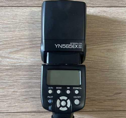 Вспышка YongNuo Speedlite YN-565EX