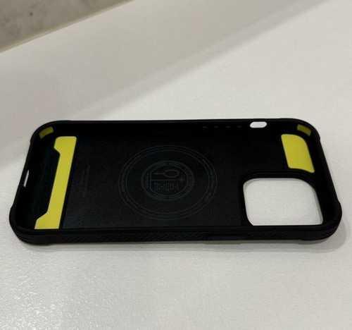 Новый чехол "Spigen" для iPhone 14 Pro max