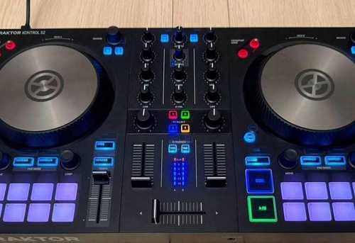 Dj контроллер Traktor Kontrol S2 MK3