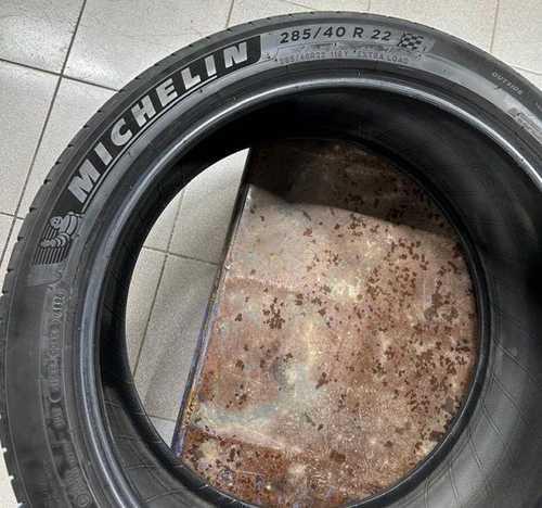 Michelin Pilot Sport 4 S 285/40 R22 110Y