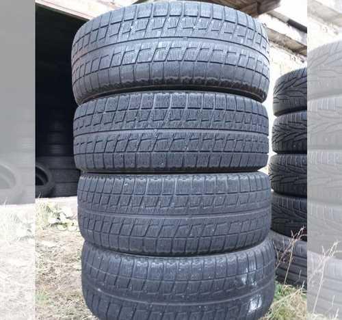 Bridgestone Blizzak Revo2 215/65 R16 98Q