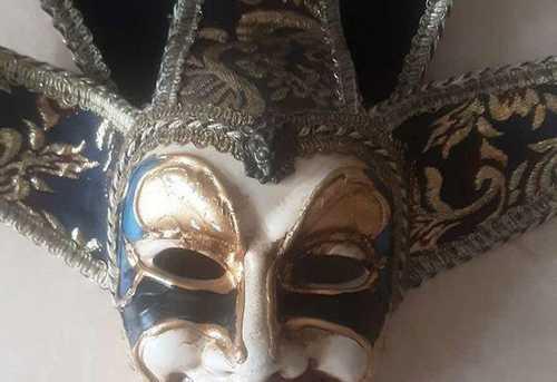Венецианская маска настенная