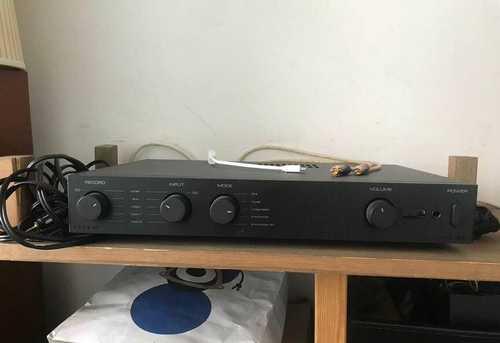 Усилитель Audiolab 8200A