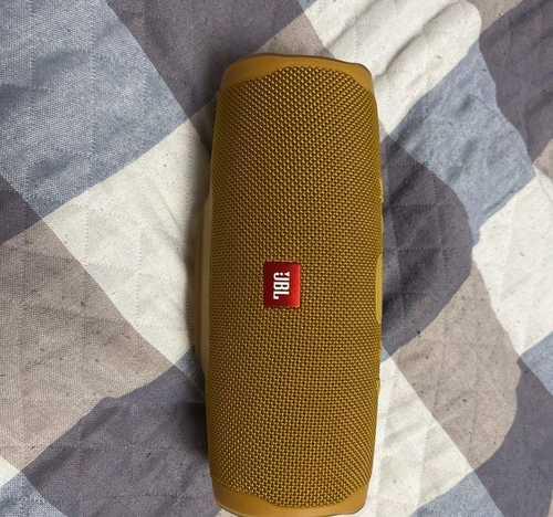 Колонка jbl charge 4 идеальная