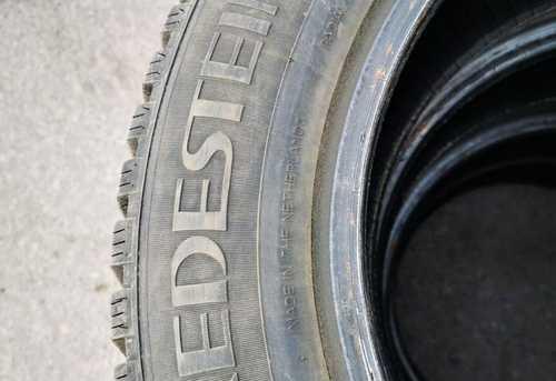 Vredestein ArcTrac 205/60 R16 96T
