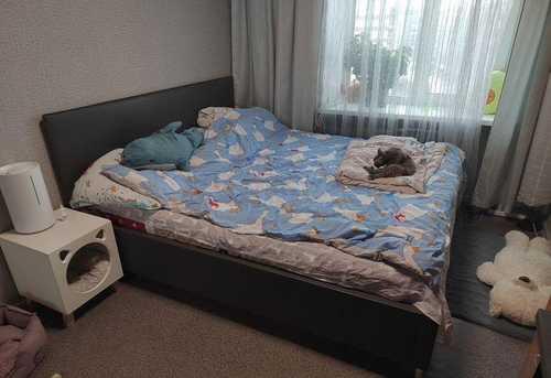 Кровать двухспальная 200 180