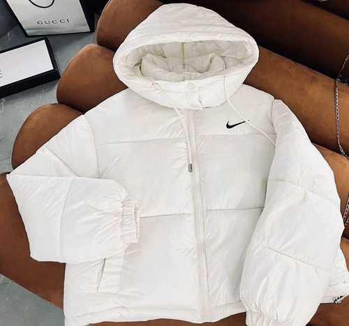 Пуховик женский Nike 46, 48, 50