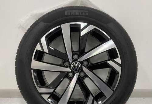 Новые оригинал Volkswagen Polo, Pirelli 195/55 R16