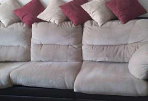 Продаю диван бу в хорошем состоянии