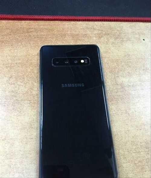 Samsung Galaxy S10+ (SM-G975F) 8/128 гб