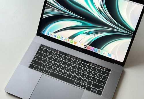 MacBook Pro 15” 2017, Core i7 16GB 256GB