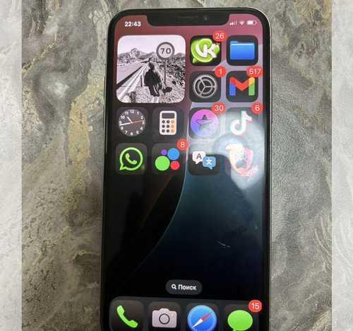 iPhone Xs, 64 ГБ