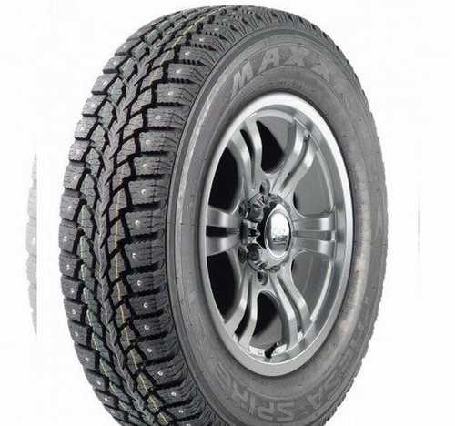 Maxxis MA-SLW Presa Spike 215/70 R15