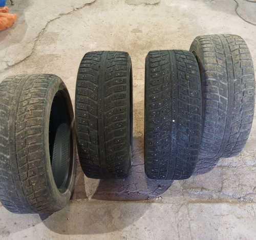 Kumho 722 215/50 R17