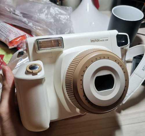 Фотоаппарат Instax Wide 300 (сломан)