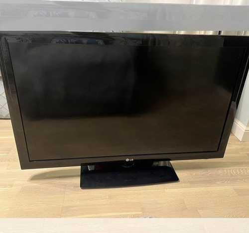 Телевизор LG 42LD455, черный, диагональ 42