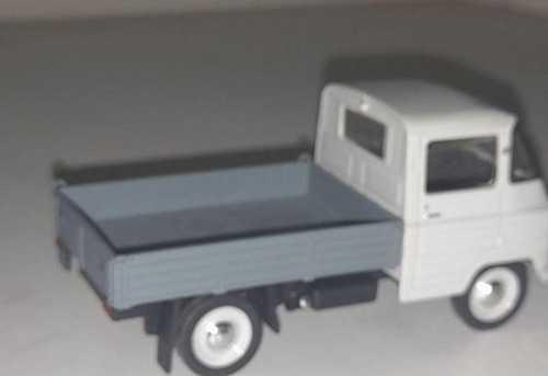 Модель грузовика