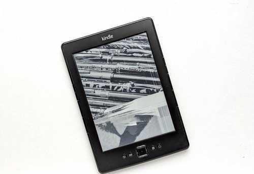 Книга Amazon Kindle 5 разбит экран + чехол