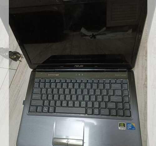 Ноутбук asus F83V