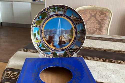 Новая сувенирная тарелка Петергоф
