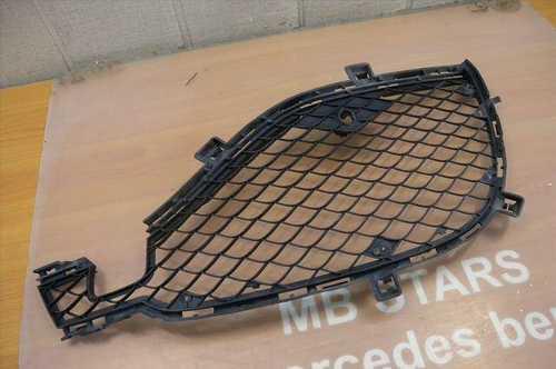 Решетка бампера переднего Mercedes W292 C292 W166
