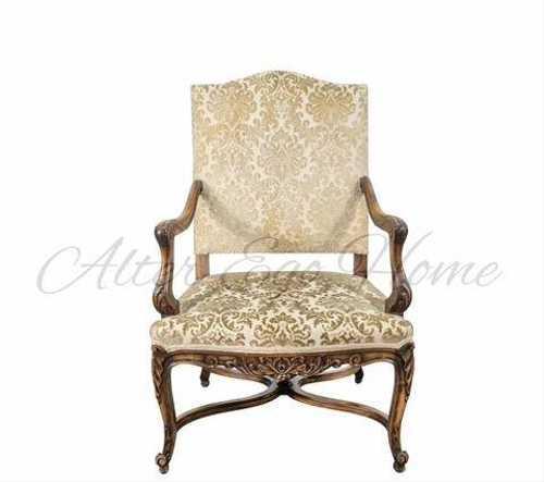 Кресло с фигурной проножкой 1880-х гг