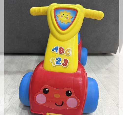 Машинка каталка fisher-Price